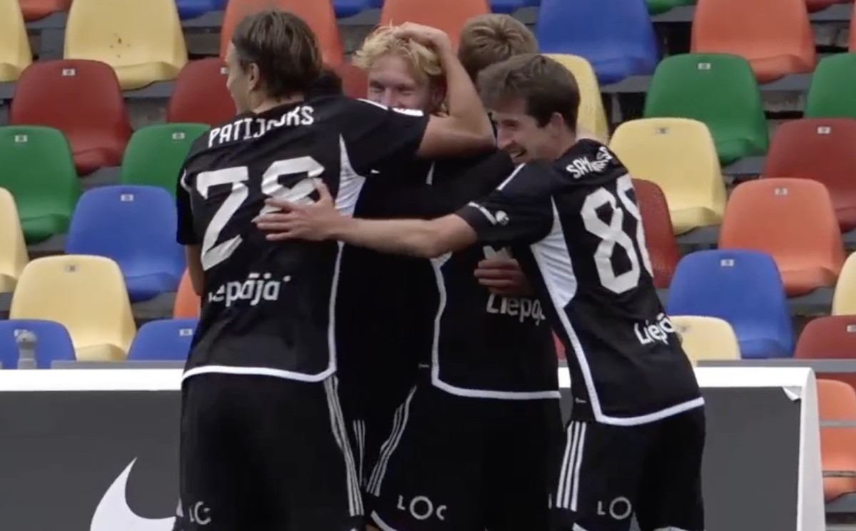 Video: “FK Liepāja” spēlē neizšķirti pret “FS Jelgava“ – Futbols ...