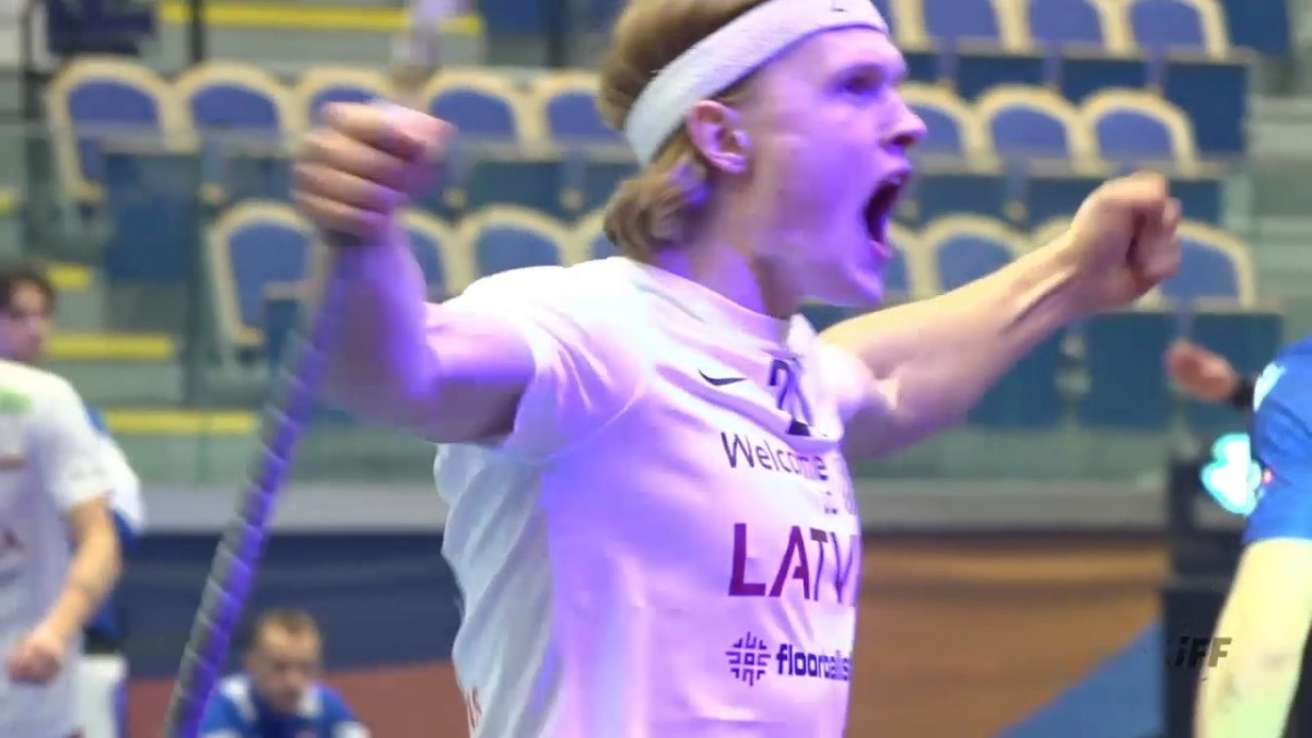 Video: Latvijas florbolisti gūst spilgtus vārtus, bet nenosargā uzvaru ...